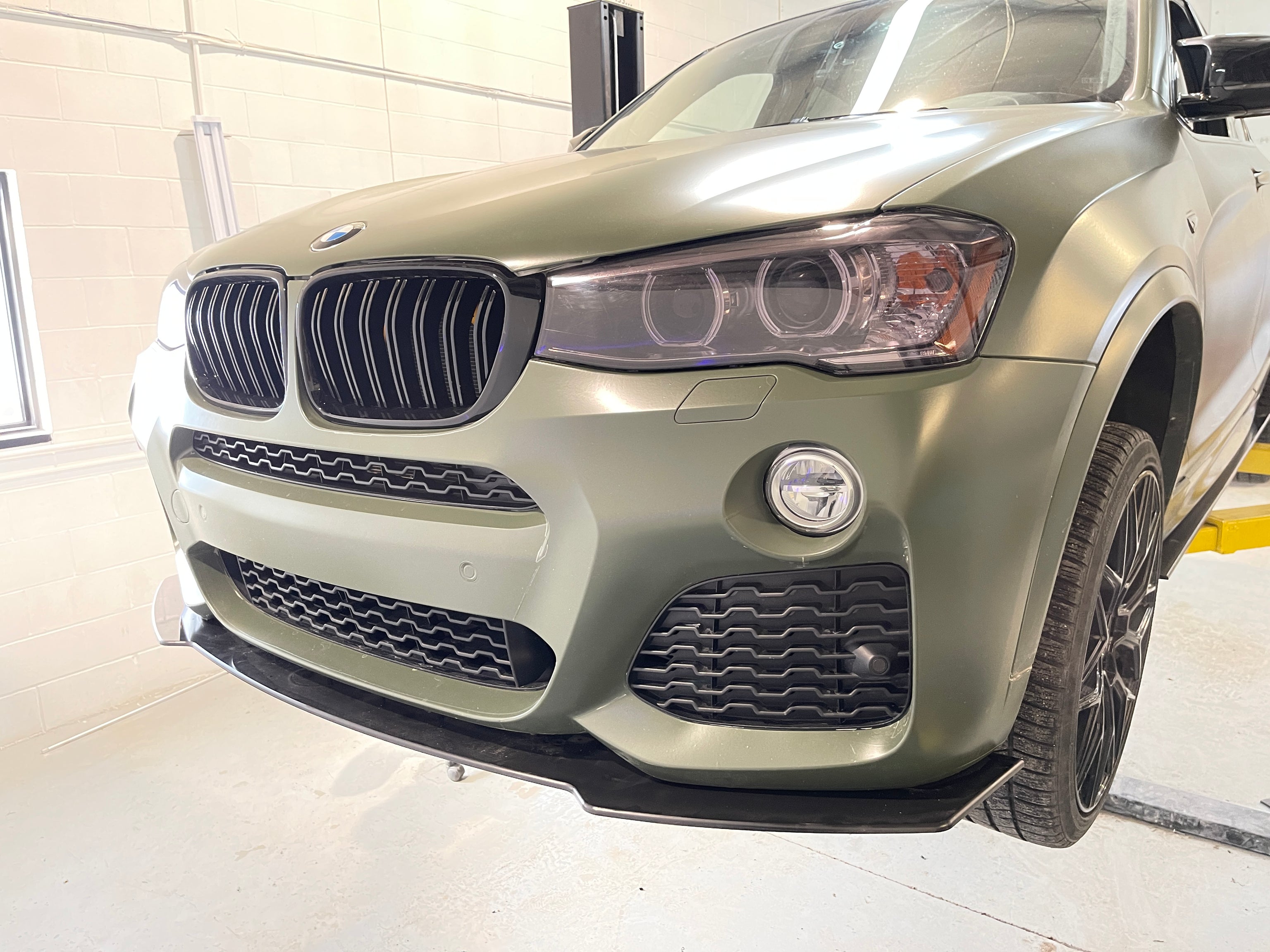 BMW X4 Splitter (2016-2022)– Infamous Aero